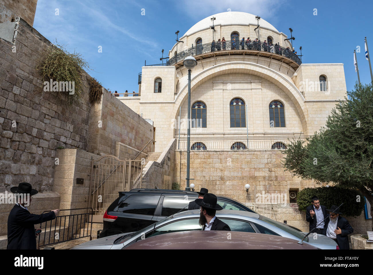 Hurva Synagogue in the Jewish Quarter of the Old City of Jerusalem ...