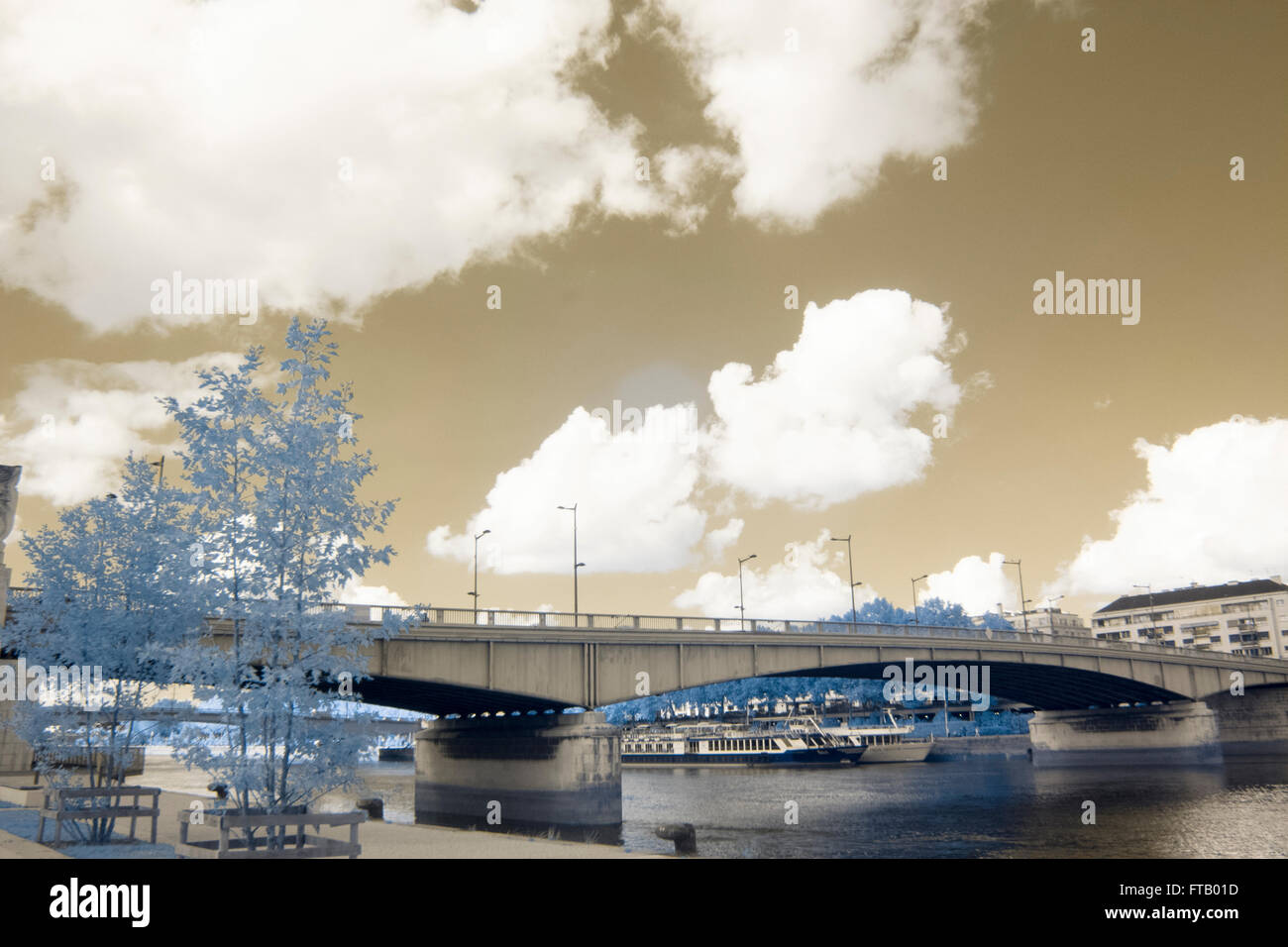 infrared, infrared photography, cloud, water Stock Photo - Alamy