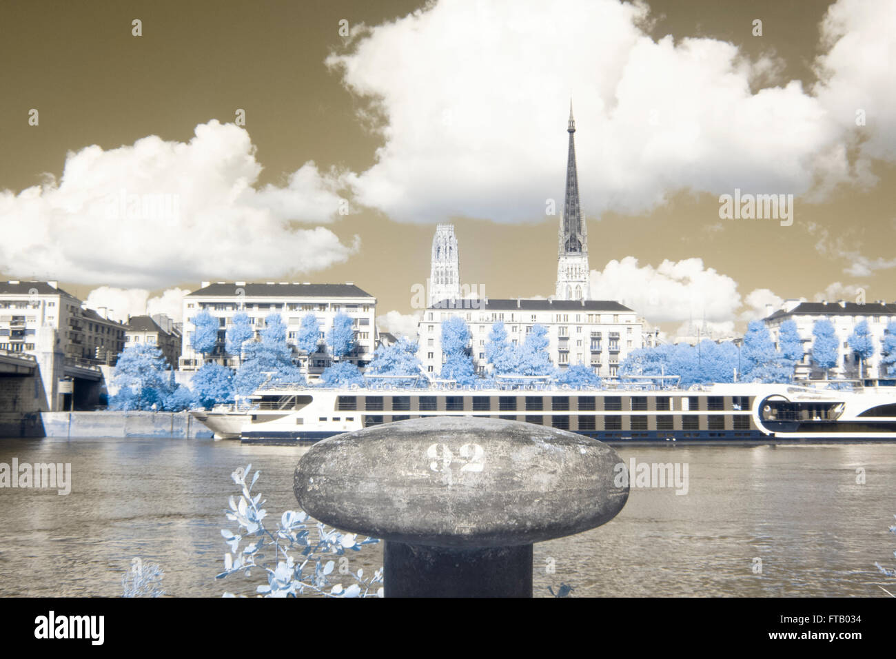 infrared, infrared photography, cloud, water Stock Photo - Alamy