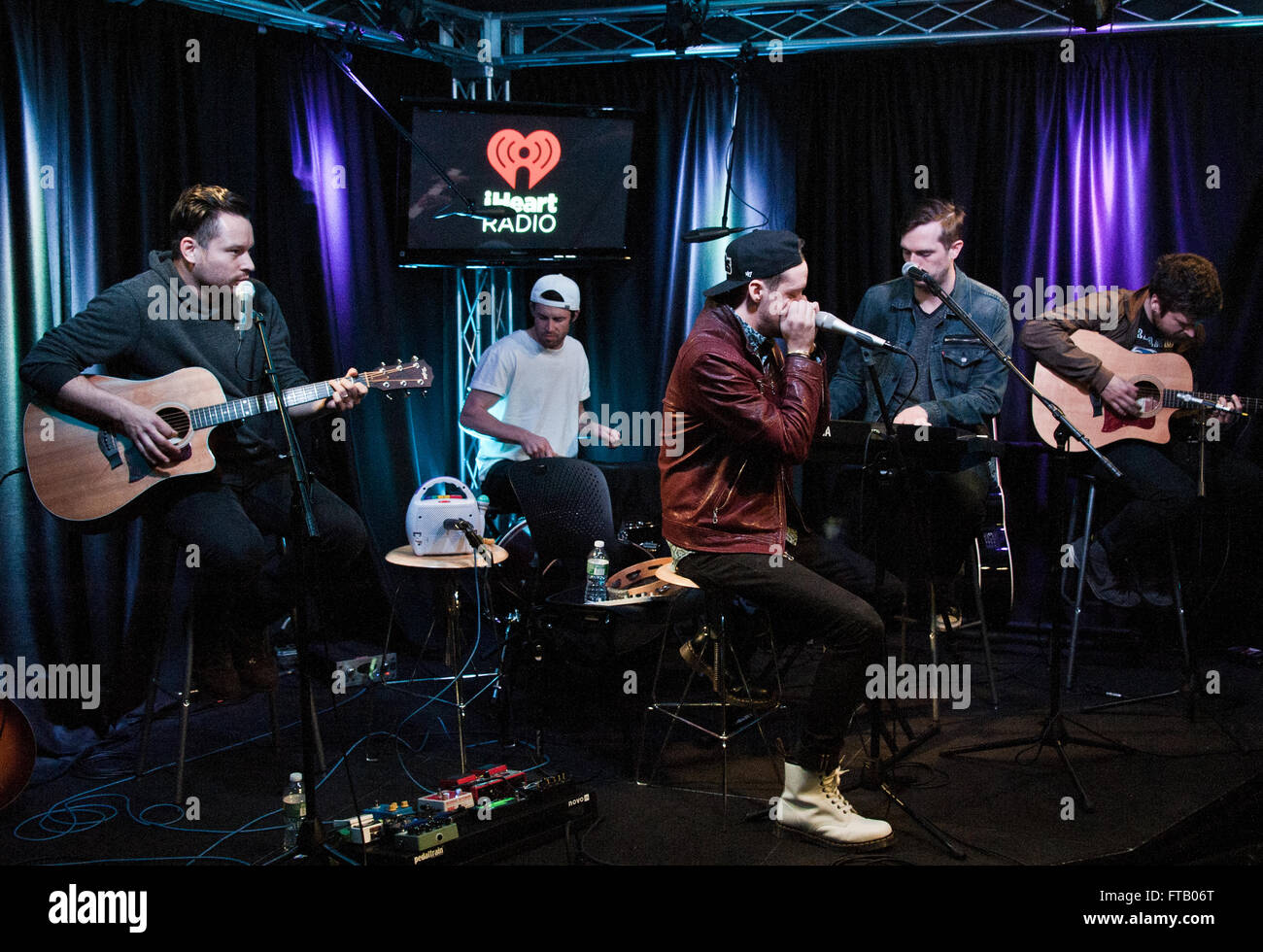 Paper route hi-res stock photography and images - Alamy