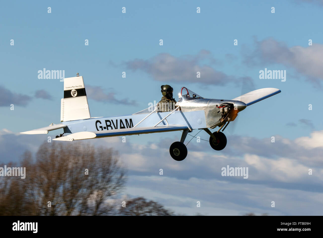 Piston engine low wing monoplane hi-res stock photography and images ...