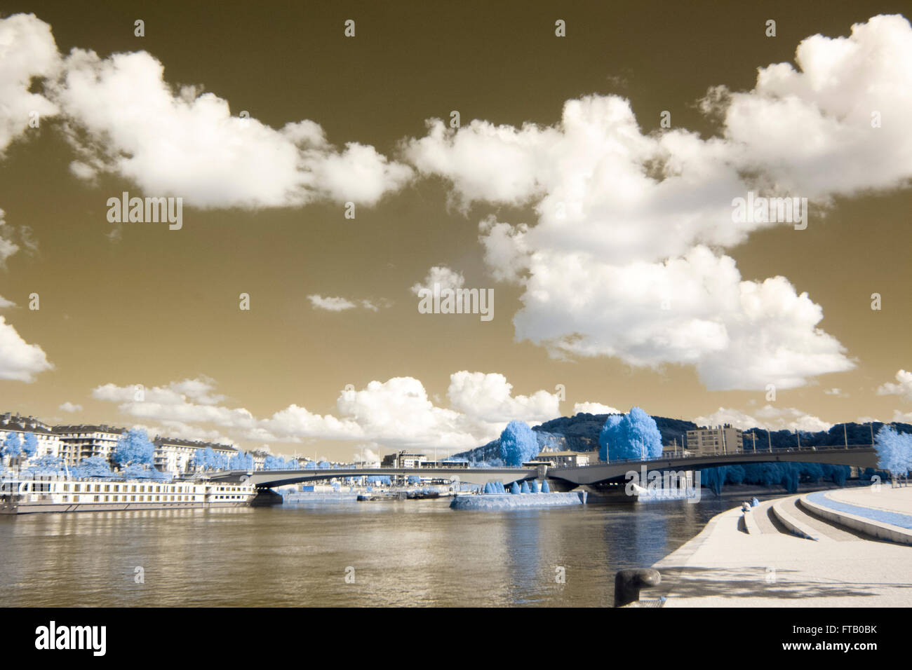 infrared, infrared photography, cloud, water Stock Photo - Alamy