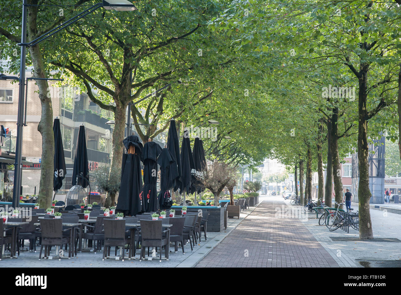 Rotterdam street cafe hi-res stock photography and images - Alamy