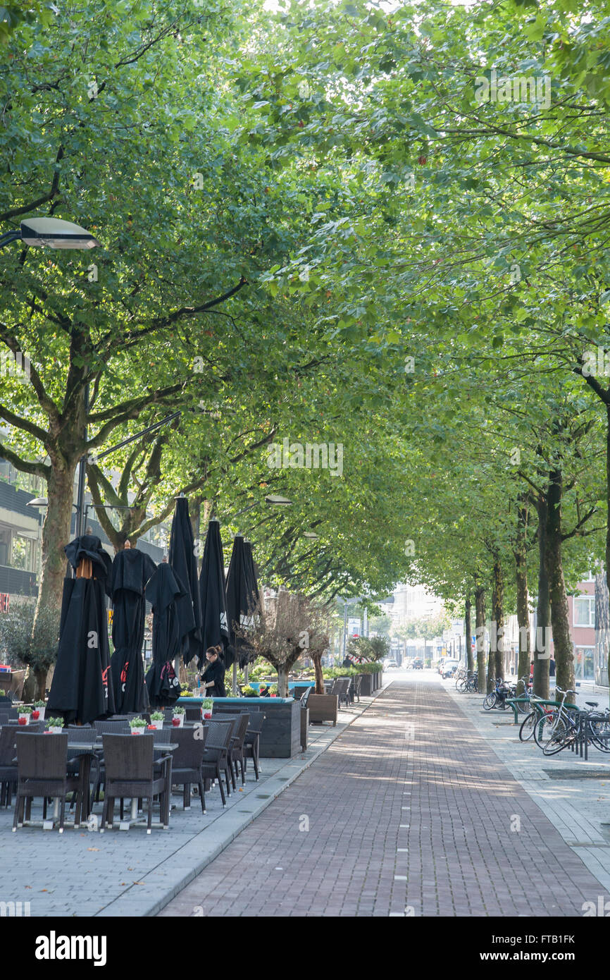 Rotterdam street bar hi-res stock photography and images - Alamy