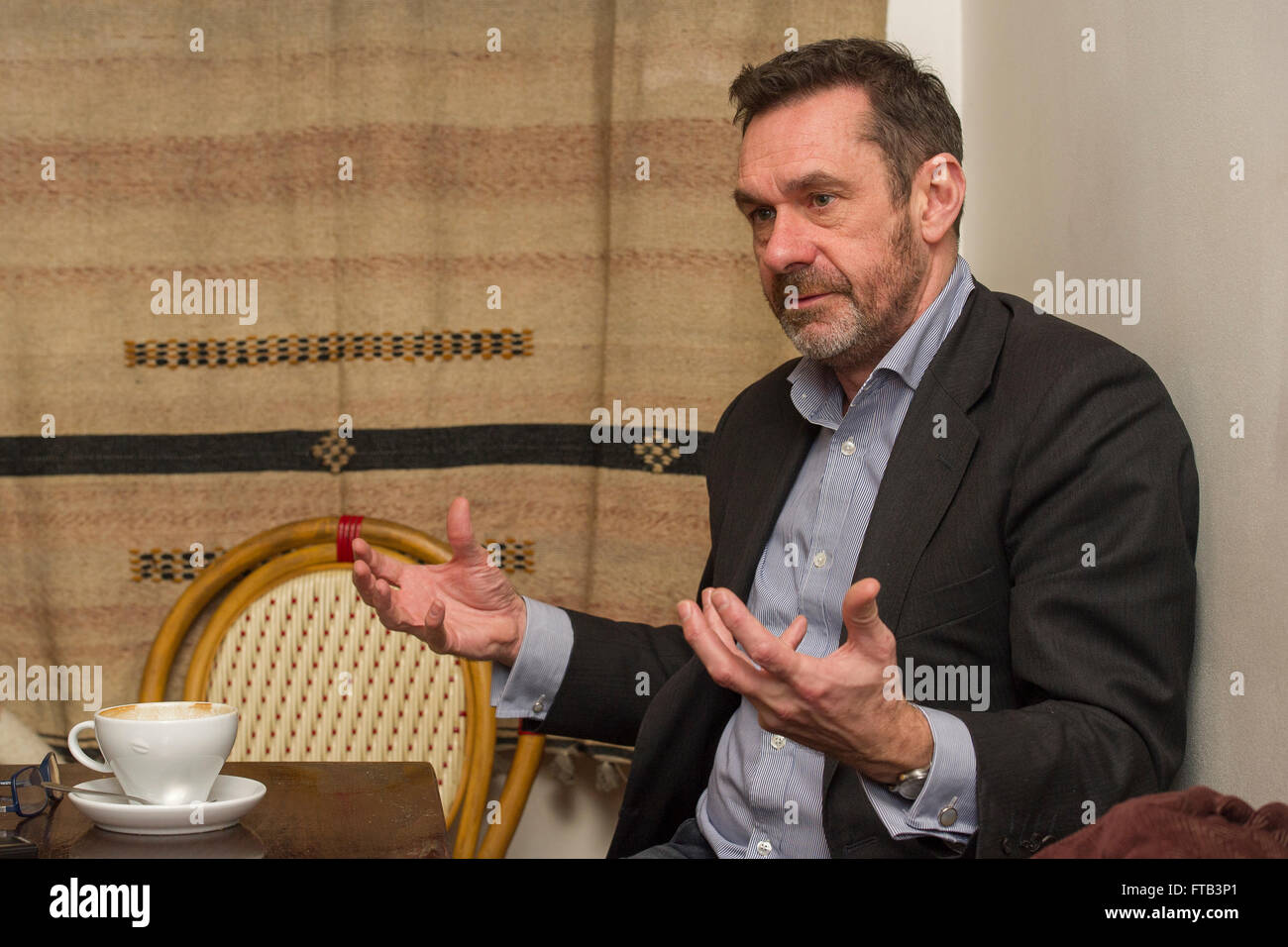 Paul Mason - journalist, author and broadcaster for Channel 4 news ...