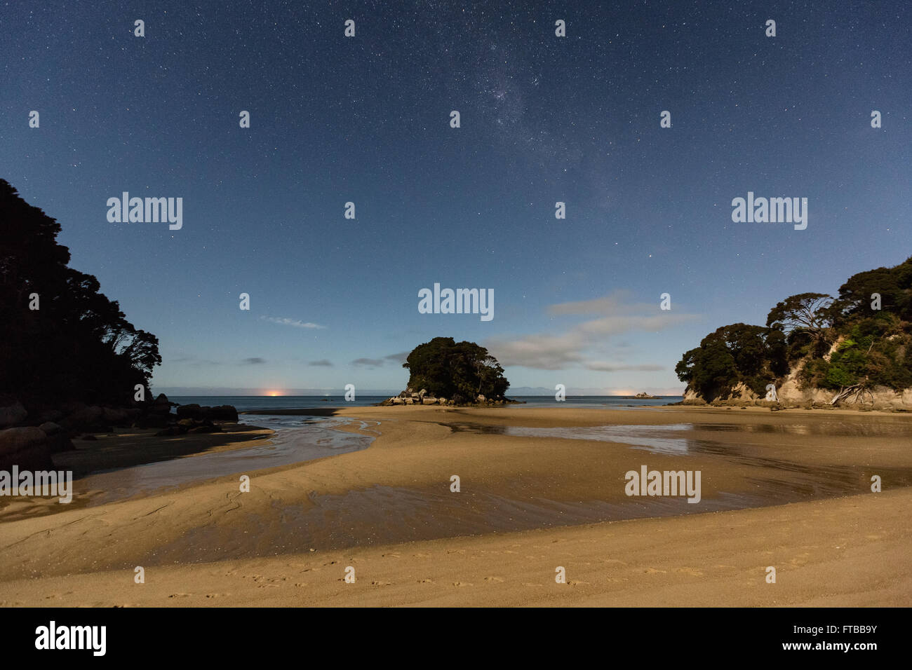 Mosquito bay night High Resolution Stock Photography and Images - Alamy