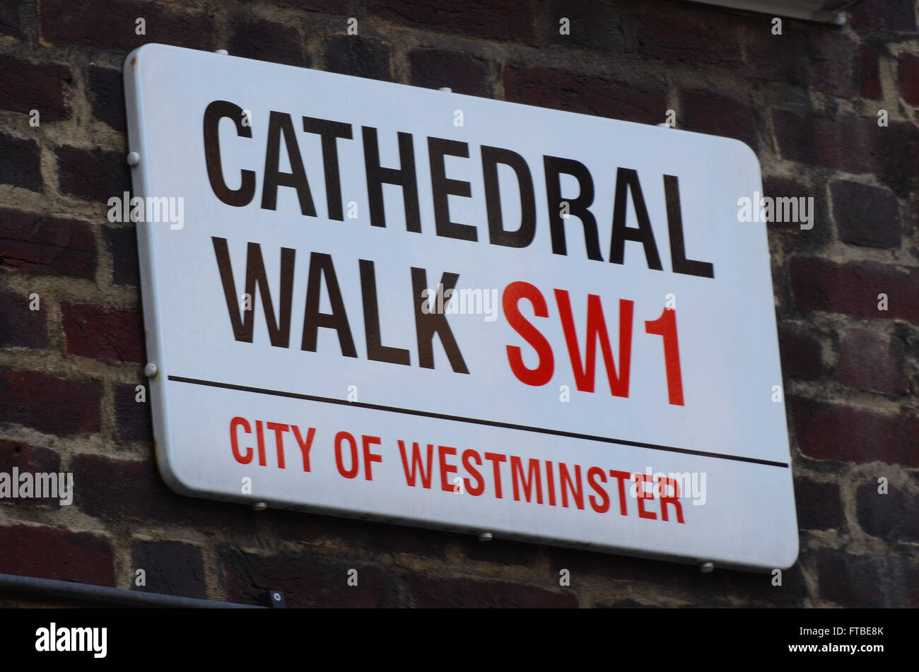 Cathedral Walk, by Westminster Cathedral, London, UK Stock Photo - Alamy