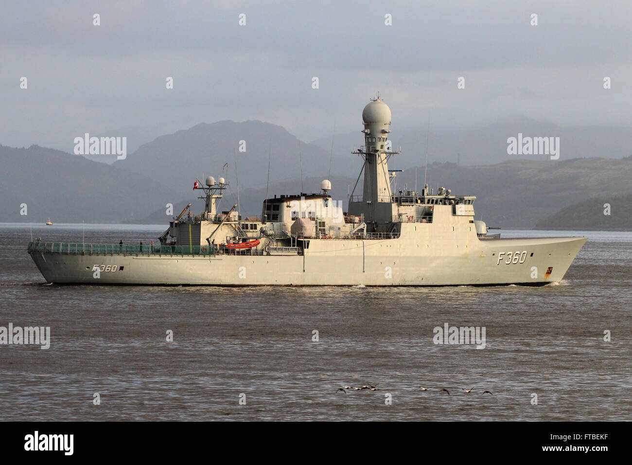 KDM Hvidbjoernen (F360) approaches Cloch Point during the arrival ...