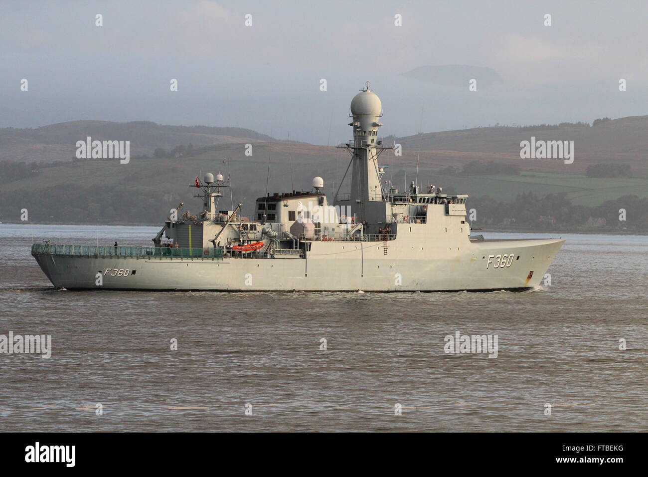 KDM Hvidbjoernen (F360) approaches Cloch Point during the arrival ...