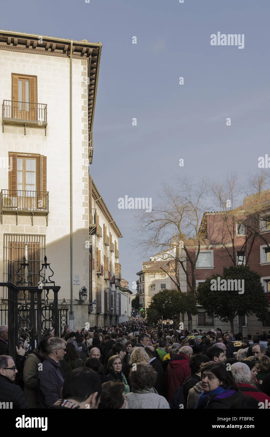 Madrid crowd hi-res stock photography and images - Alamy