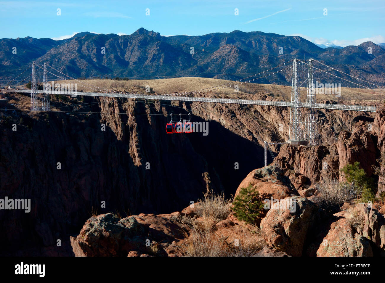 Cable car and the Royal Gorge Bridge, Colorado, USA Stock Photo - Alamy