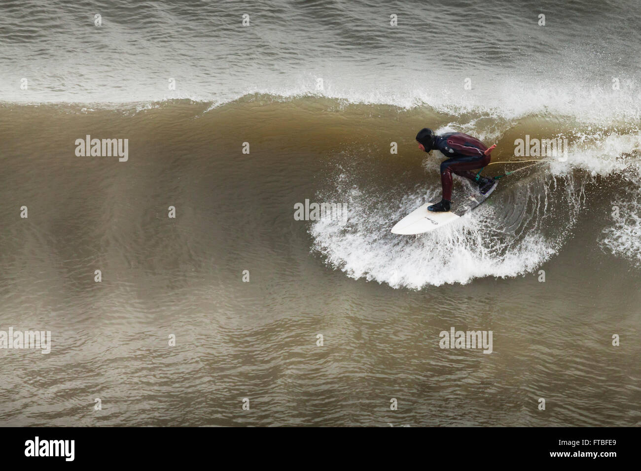 Pembrokeshire surf hi-res stock photography and images - Alamy