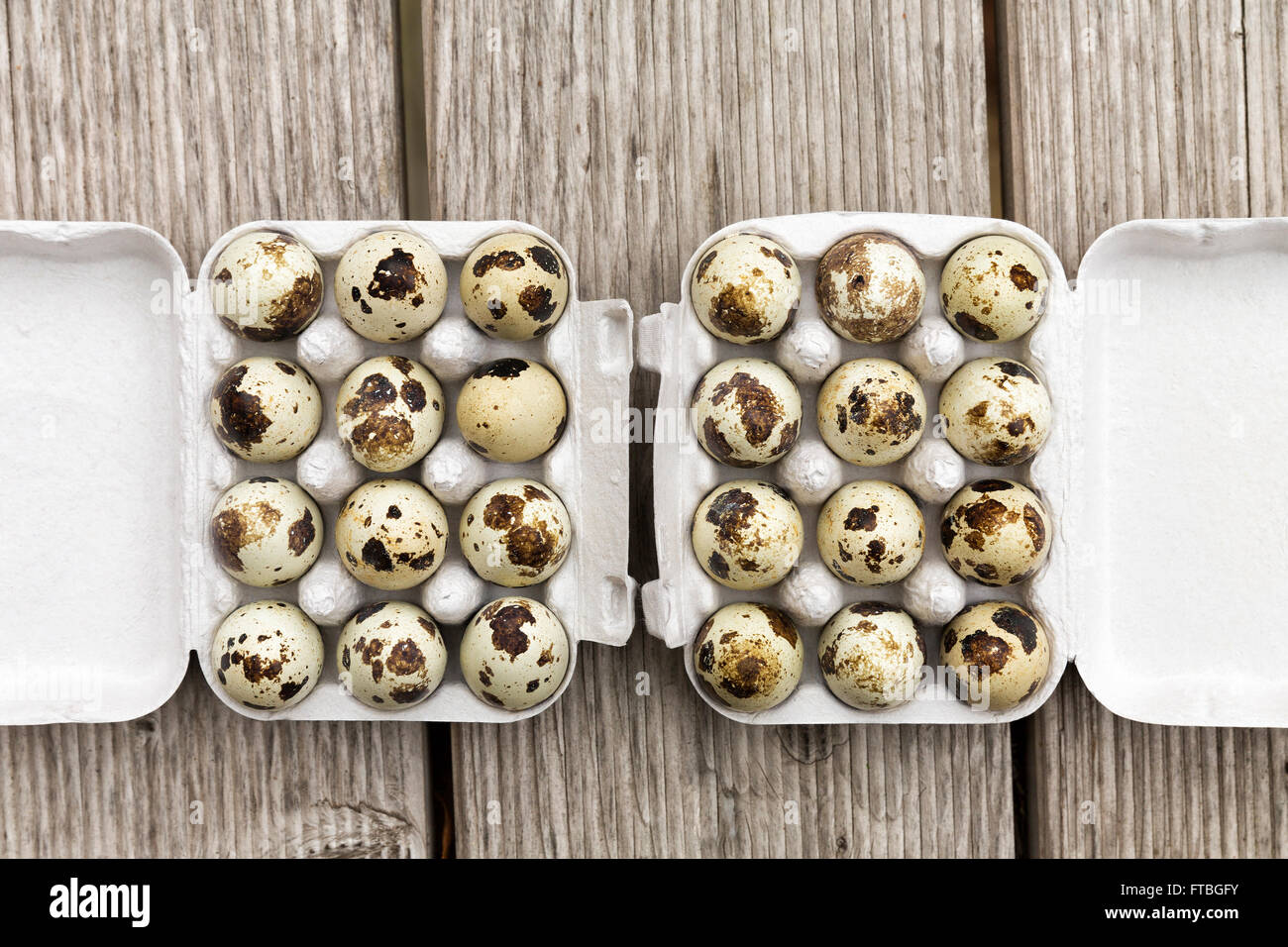 Box of quail eggs hi-res stock photography and images - Alamy