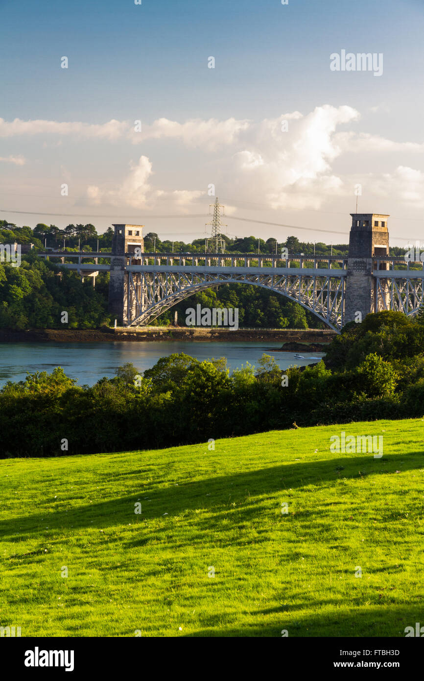Pont britannia hi-res stock photography and images - Alamy