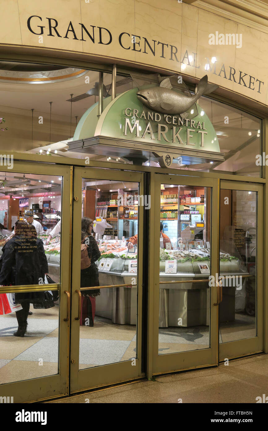 Central market sign hi-res stock photography and images - Alamy