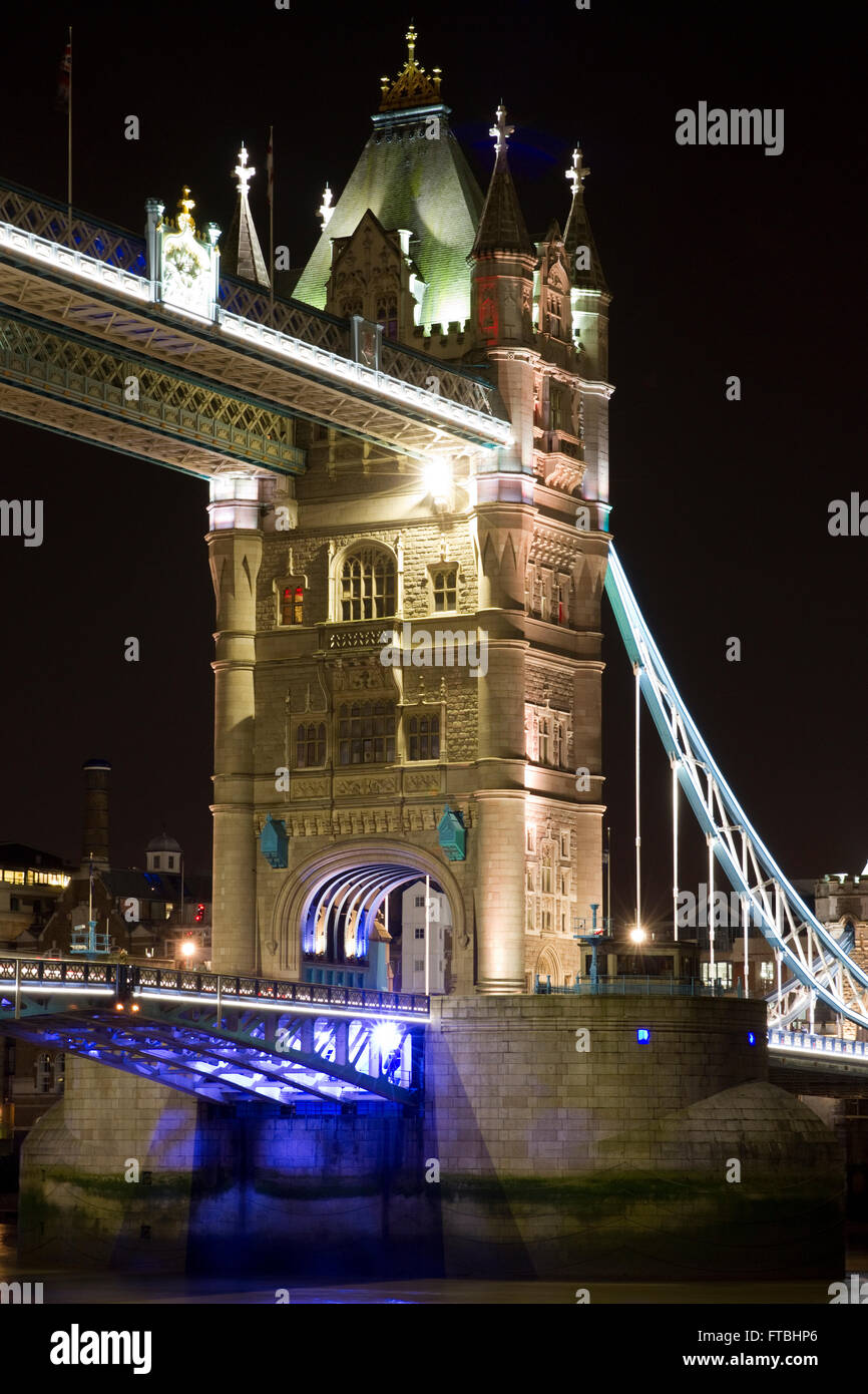 One of the two towers of Tower Bridge in London, England Stock Photo ...