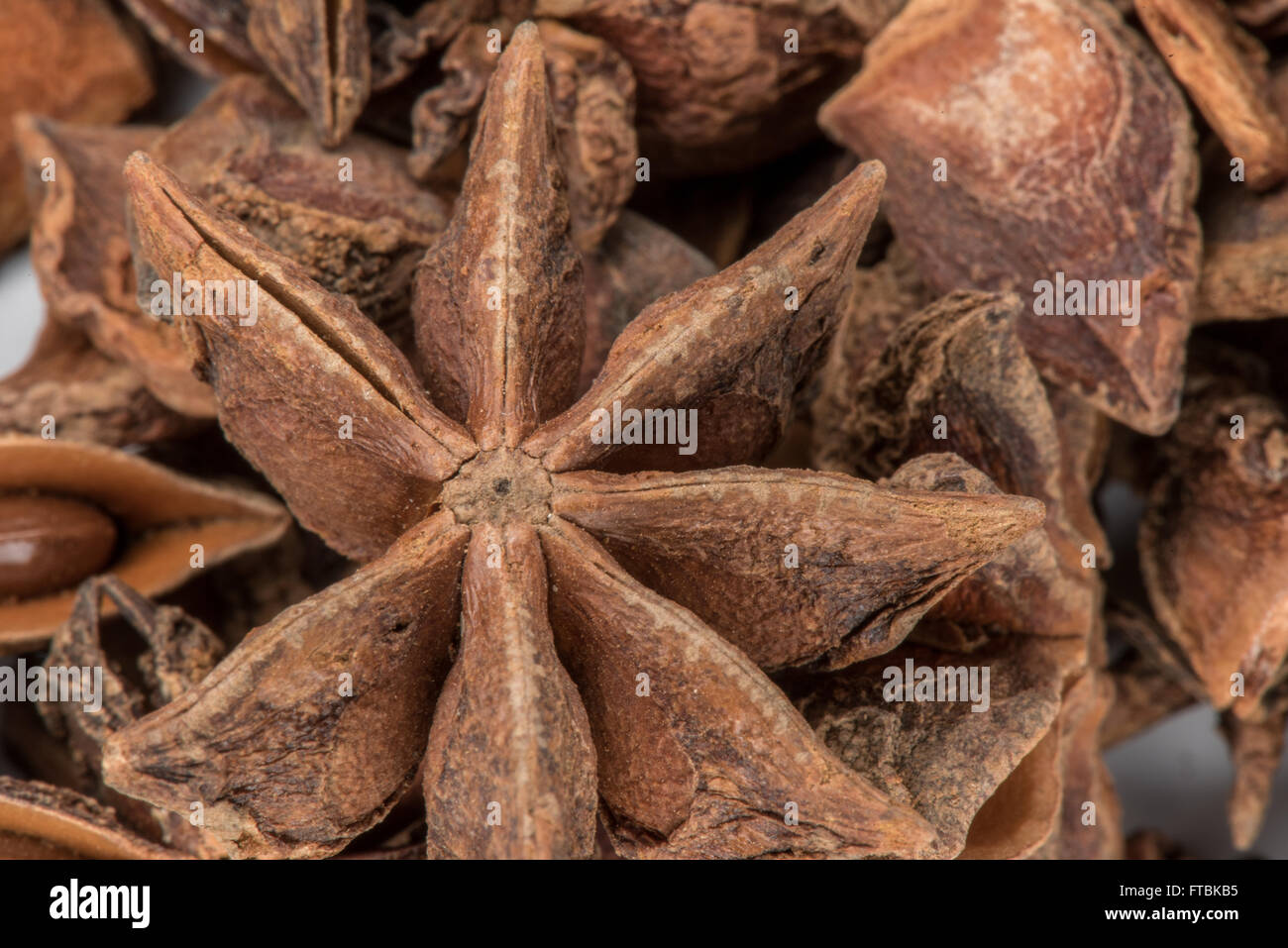 Whole anise seed hi-res stock photography and images - Alamy