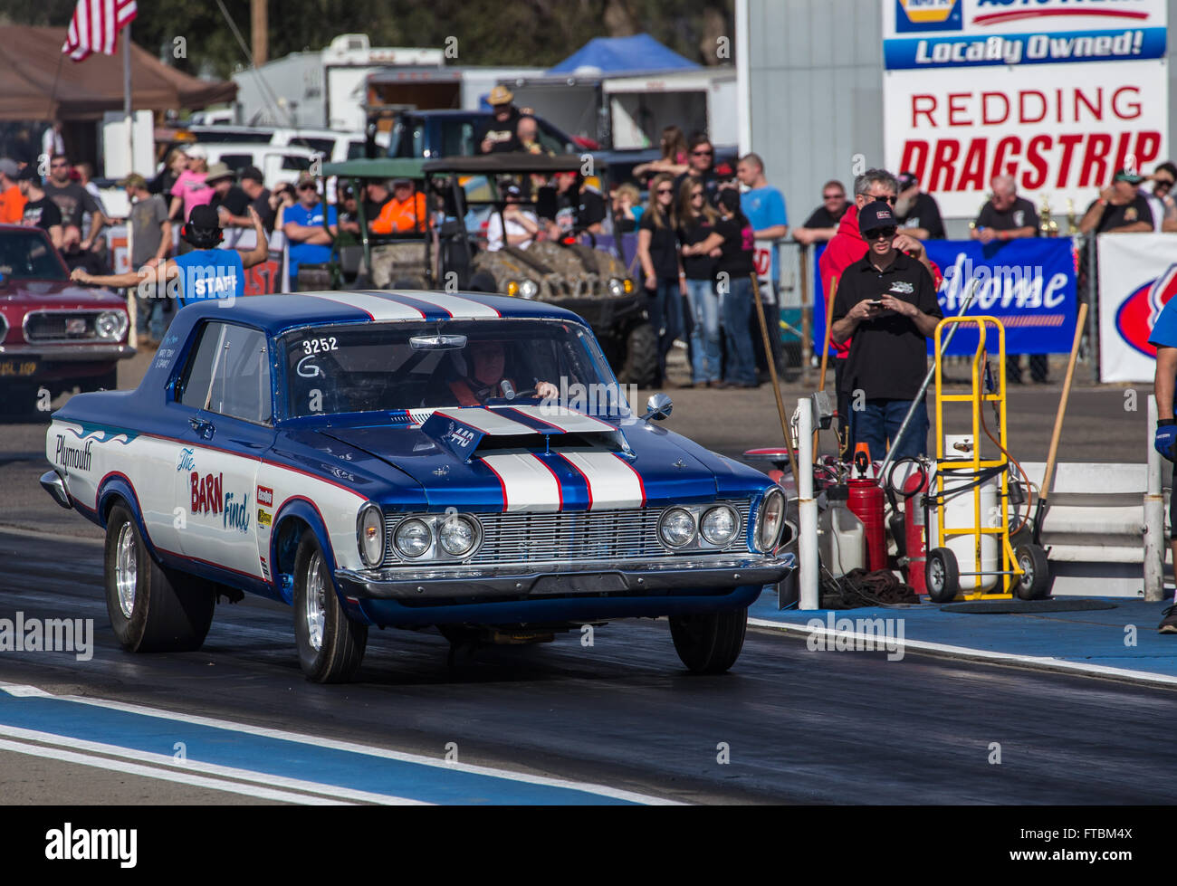 Action at the drag strip in Redding, California Stock Photo - Alamy