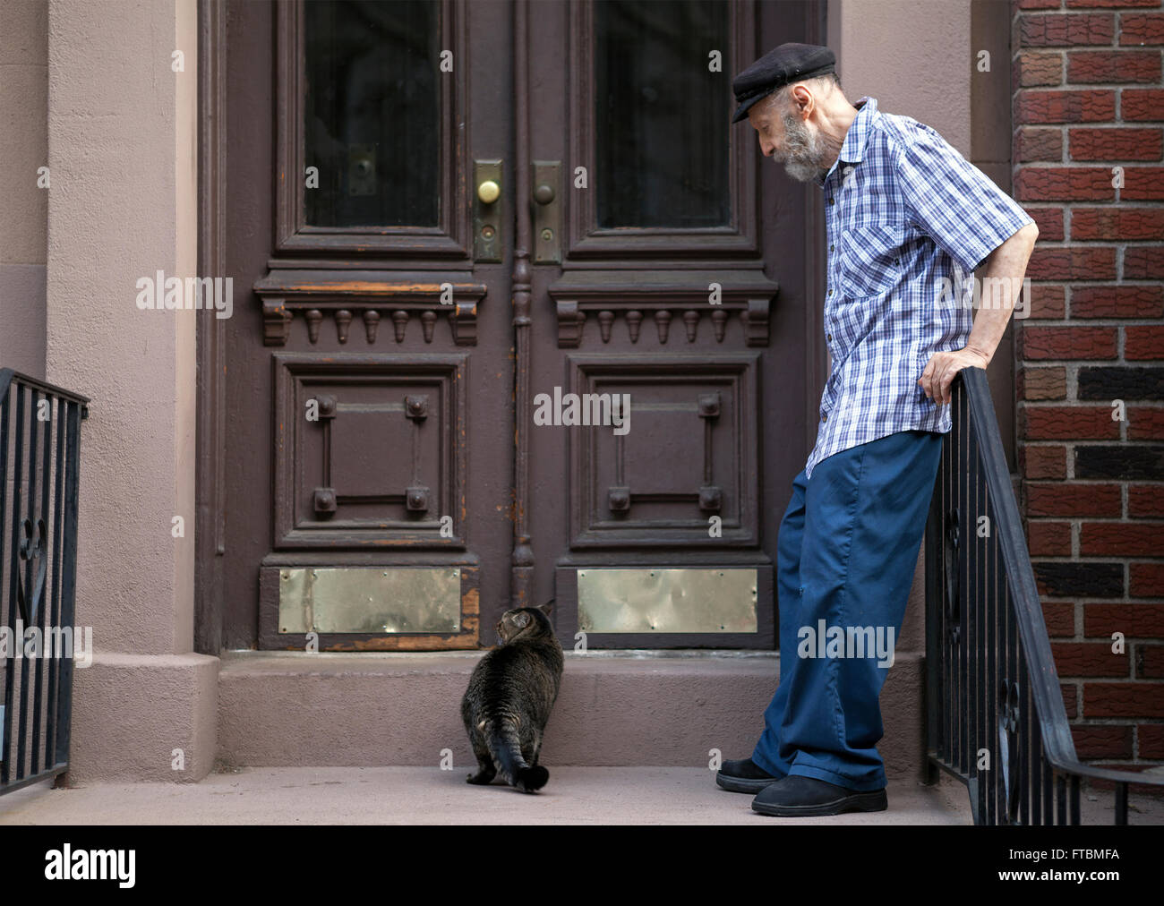 Brooklyn stoop hi-res stock photography and images - Alamy