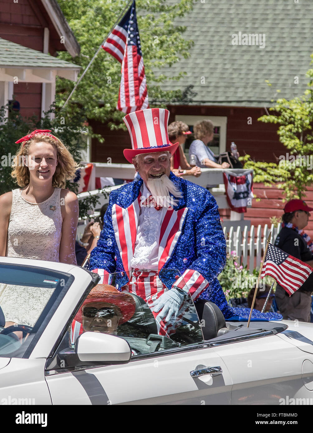 Dressed as uncle sam hi-res stock photography and images - Alamy