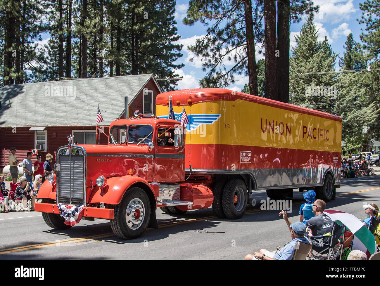 Union Pacific Truck & Crain