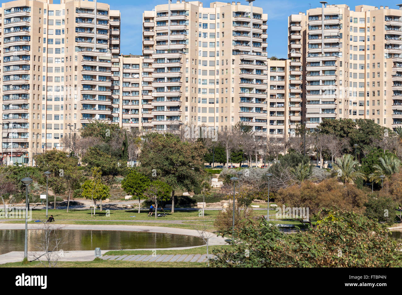 Valencia buildings hi-res stock photography and images - Alamy