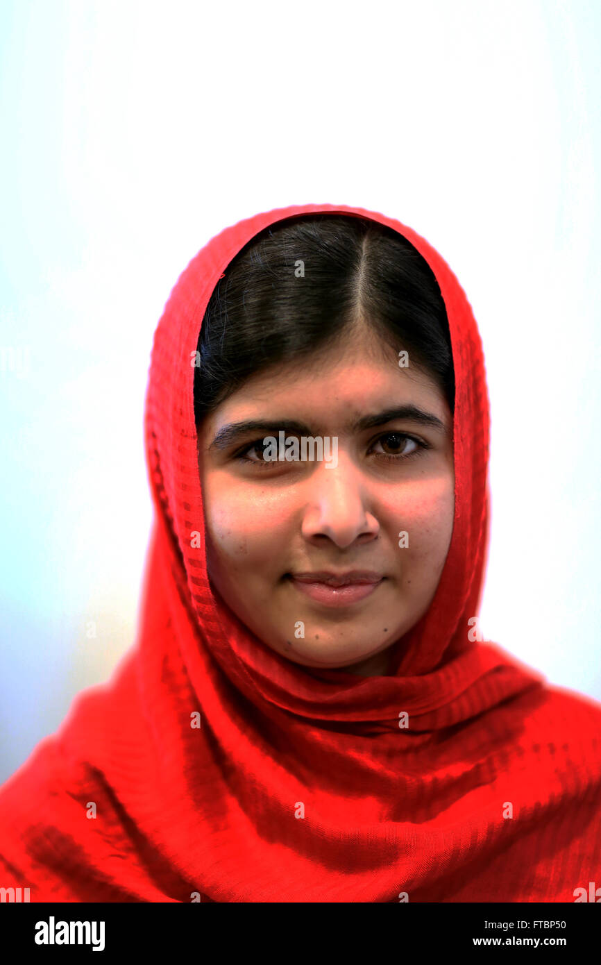 Library of birmingham malala yousafzai hi-res stock photography and ...