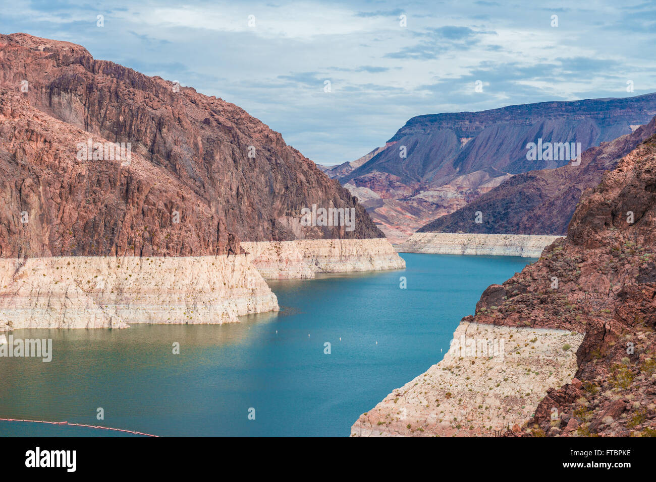 Lake Mead in Hoover dam Stock Photo - Alamy