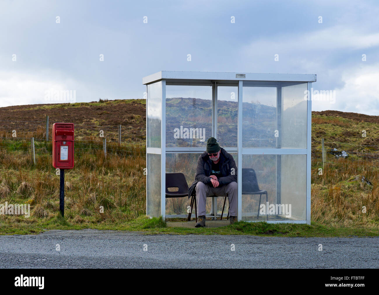 Rural bus stop scotland skye hi-res stock photography and images - Alamy