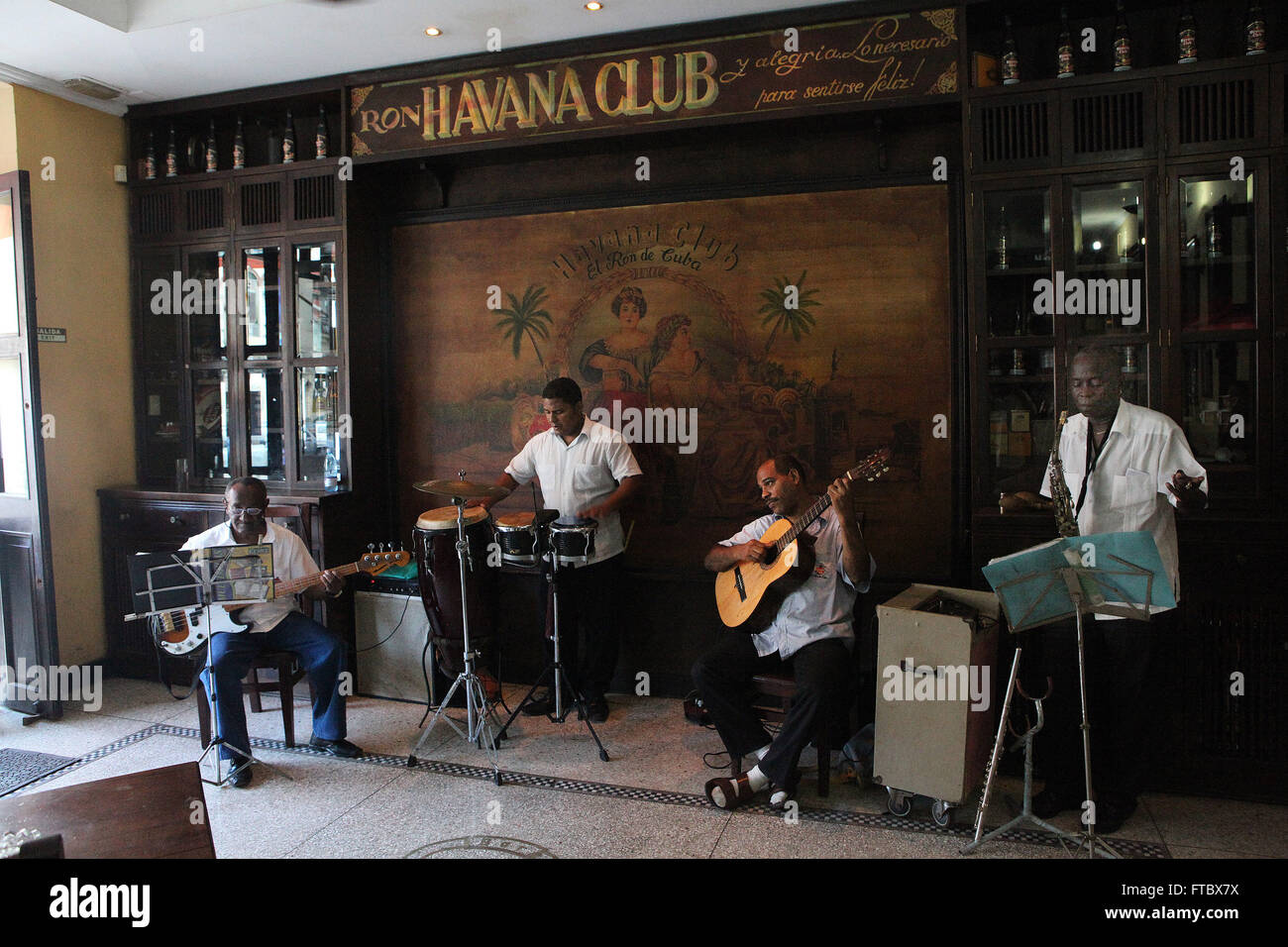 Ron de cuba hi-res stock photography and images - Alamy