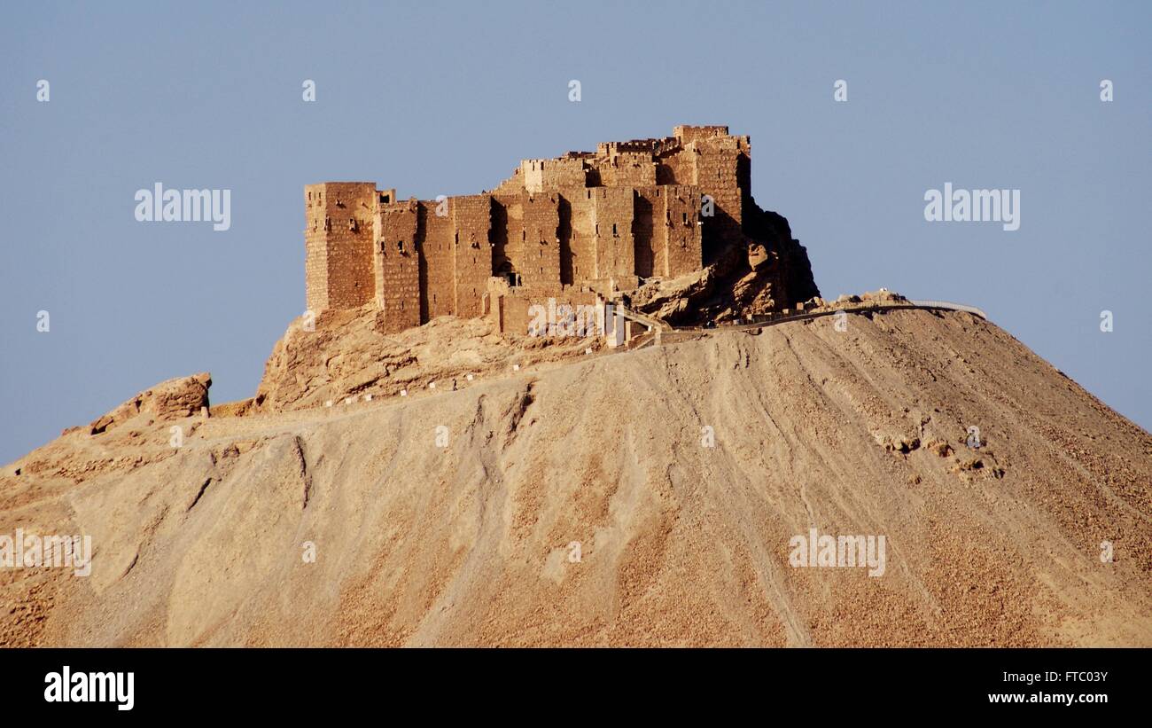 Castle neolithic mesopotamian hi-res stock photography and images - Alamy