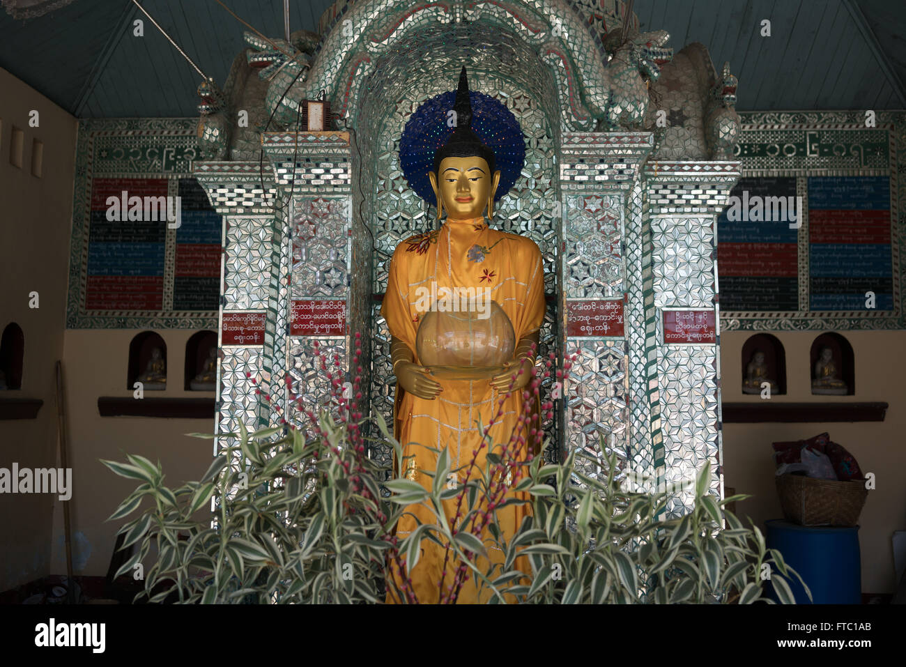 Asia myanmar myeik hi-res stock photography and images - Alamy
