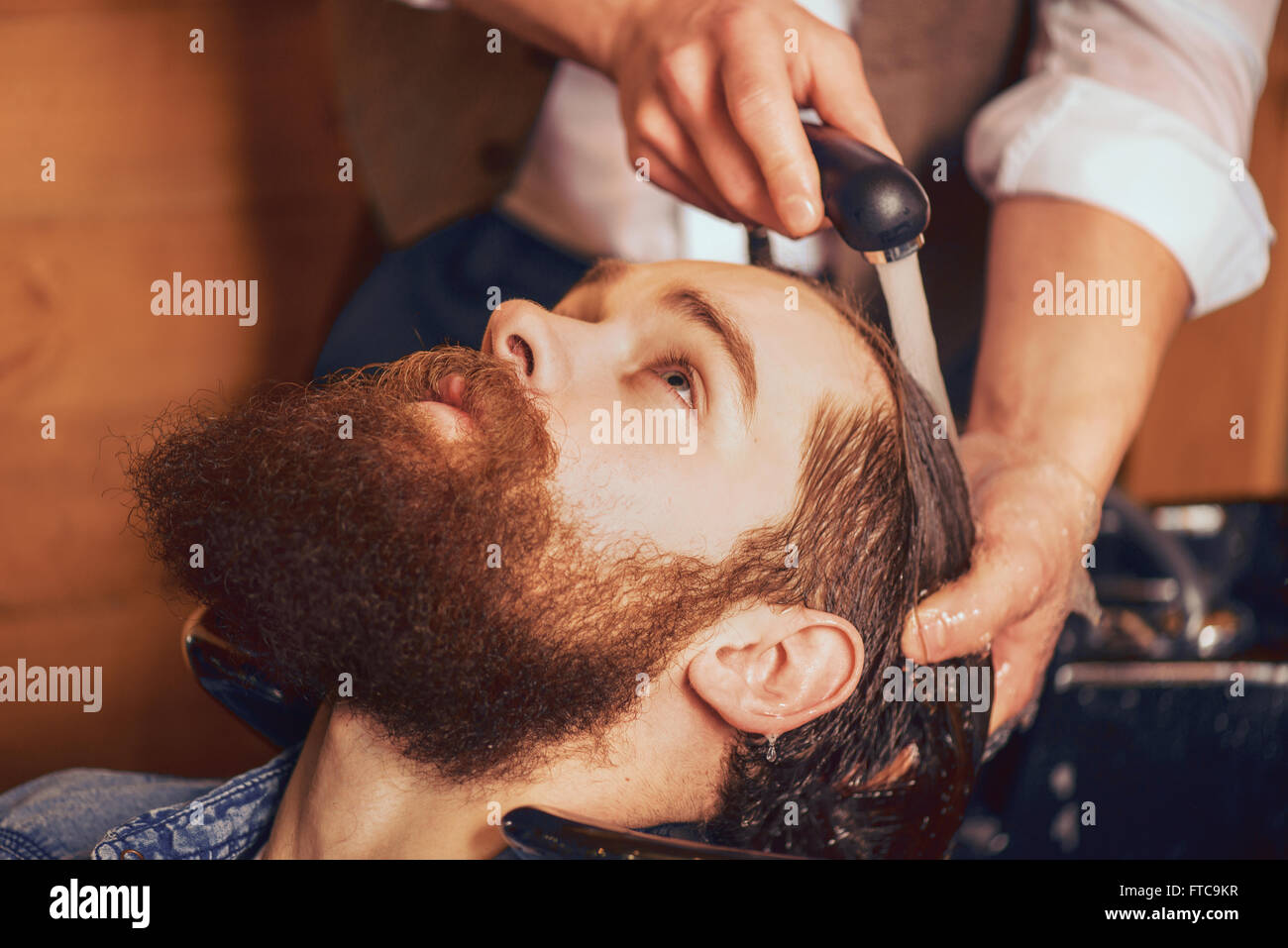 Head Wash High Resolution Stock Photography and Images - Alamy