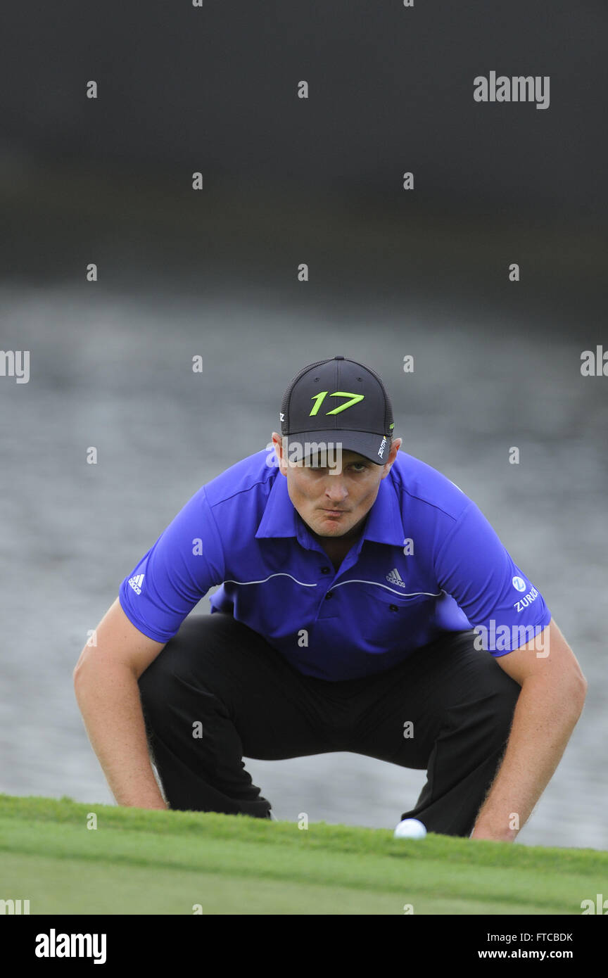 Blue monster golf hi-res stock photography and images - Alamy