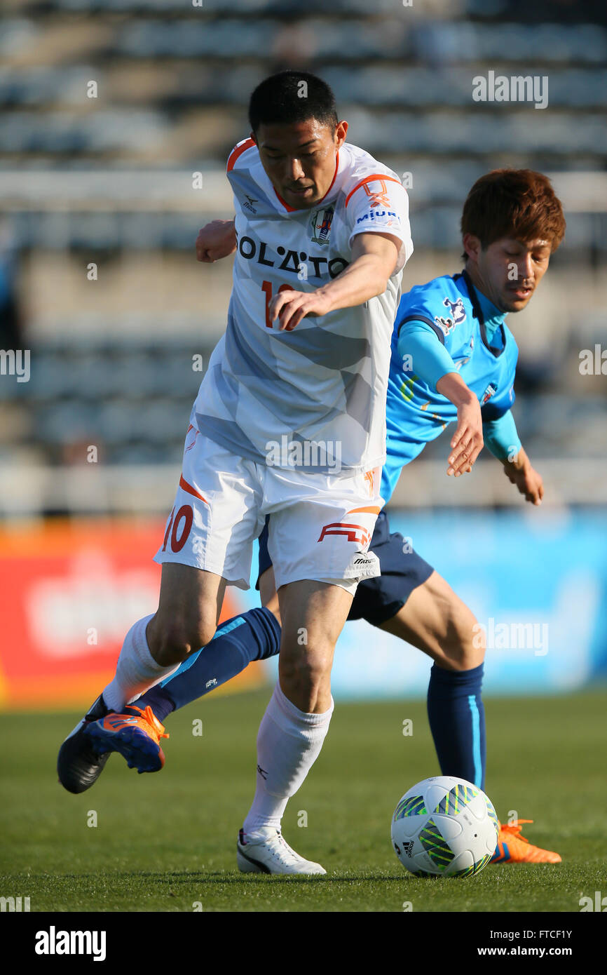 NHK Spring Mitsuzawa Football Stadium, Kanagawa, Japan. 26th Mar, 2016. Yuji Senuma (Ehime FC ...