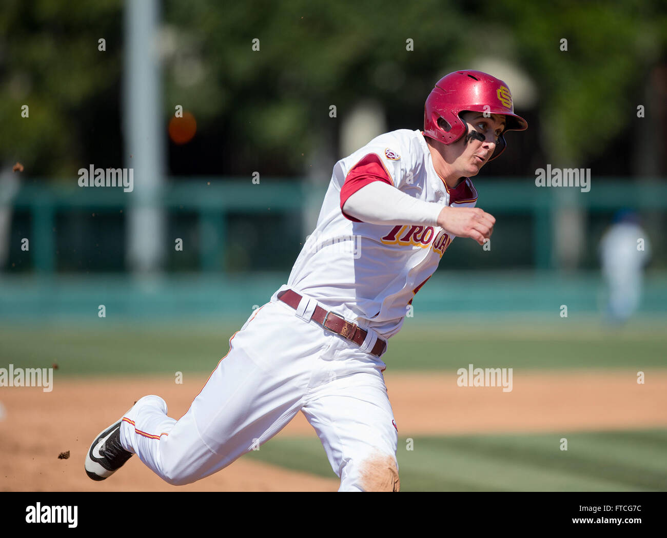 Los Angeles, CA, USA. 26th Mar, 2016. USC infielder (42) David Edson ...