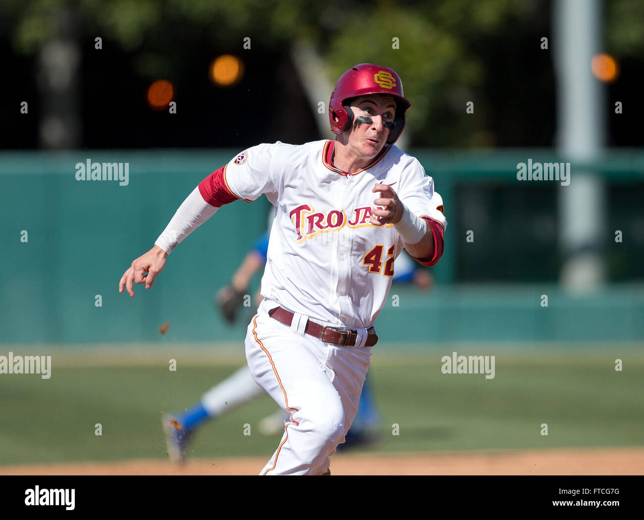Los Angeles, CA, USA. 26th Mar, 2016. USC infielder (42) David Edson ...