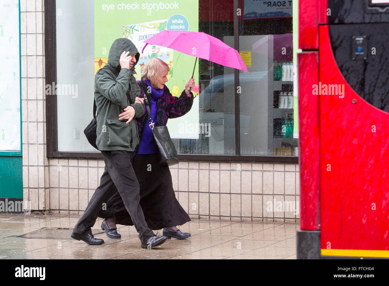 Katie london hi-res stock photography and images - Alamy