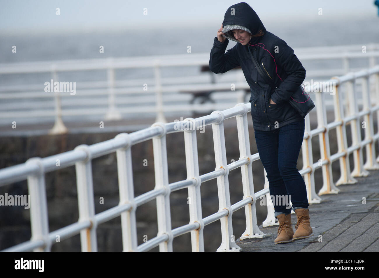 Aberystwyth Wales UK, Easter Sunday, 27 March 2016 UK Weather: The ...