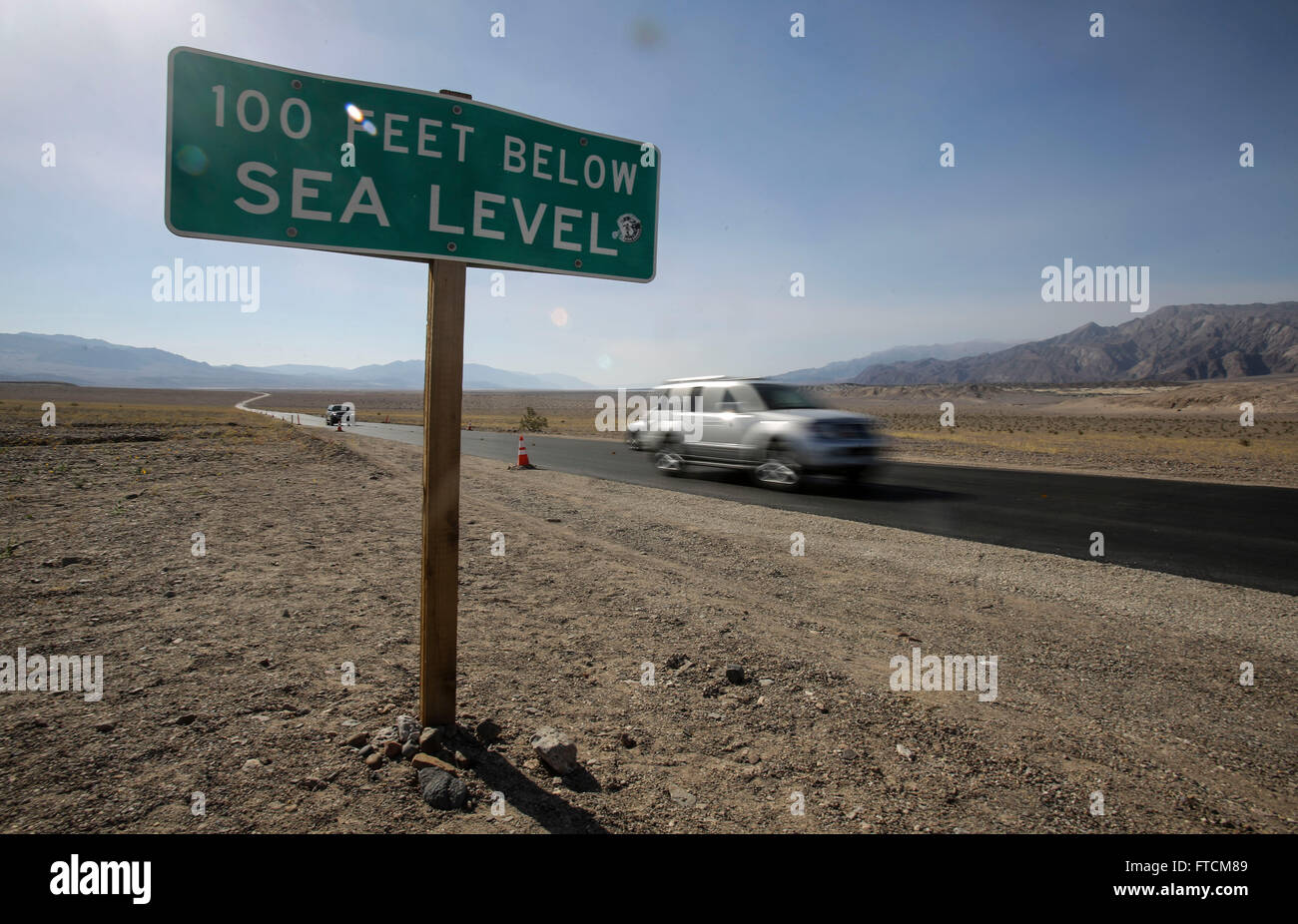 Los Angeles, USA. 26th Mar, 2016. A sign reading "100 Feet Below Sea ...