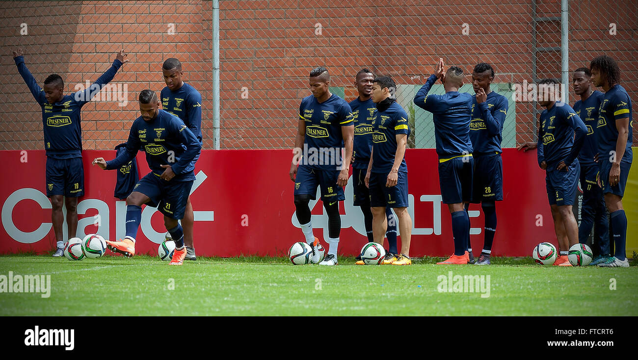 Quito, Ecuador. 27th Mar, 2016. National Team players of Ecuador take ...