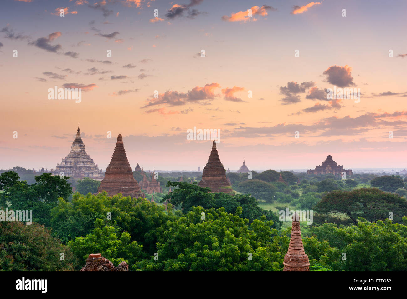 Bagan hi-res stock photography and images - Alamy