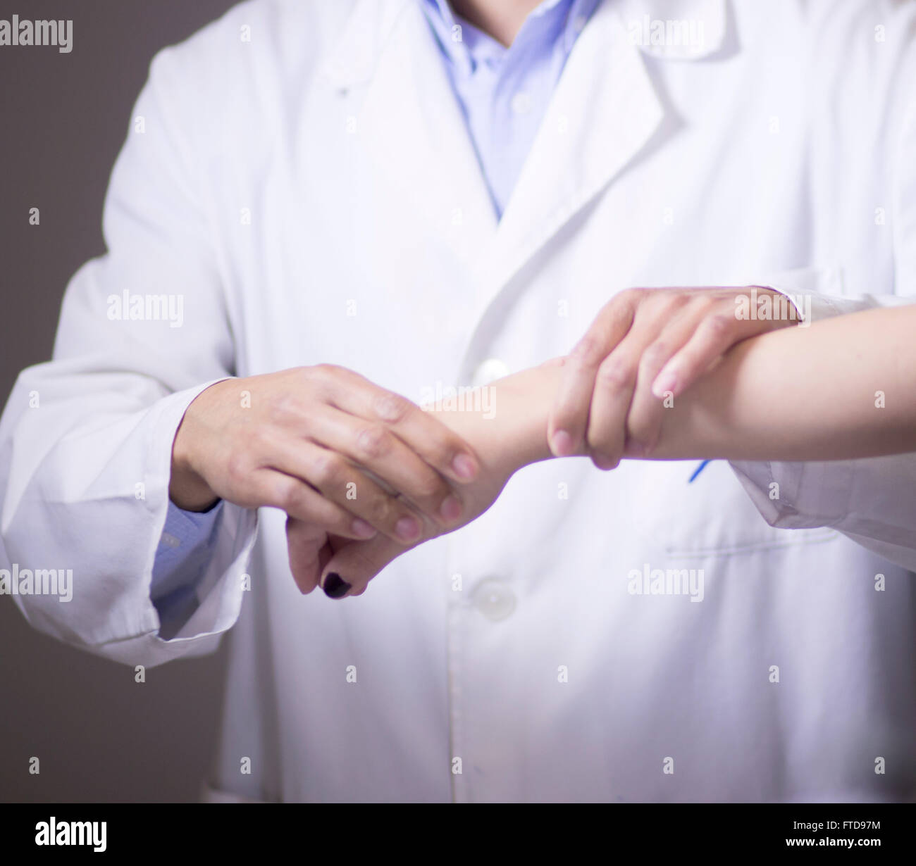 Traumatology and orthopedics surgeon in doctor and patient orthopedic ...