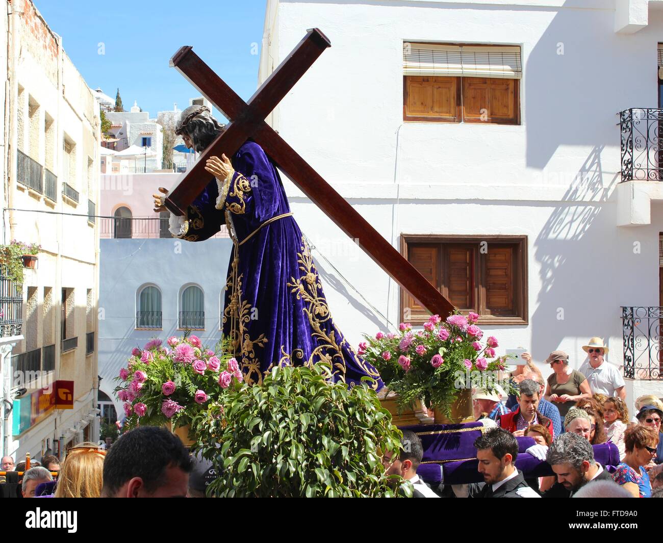 The Good Friday procession follows Jesus and the Cross through the ...