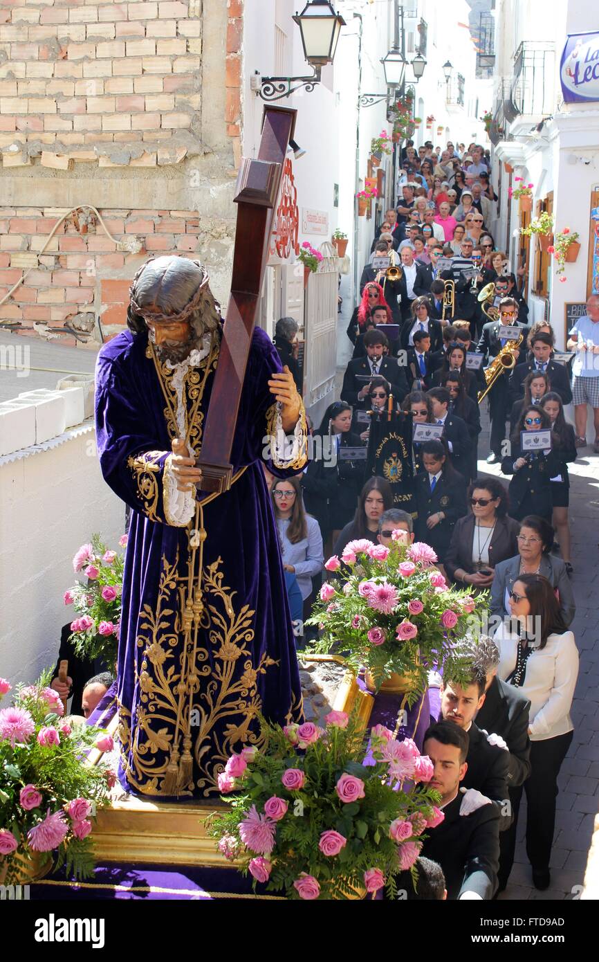 The Good Friday procession follows Jesus and the Cross through the ...
