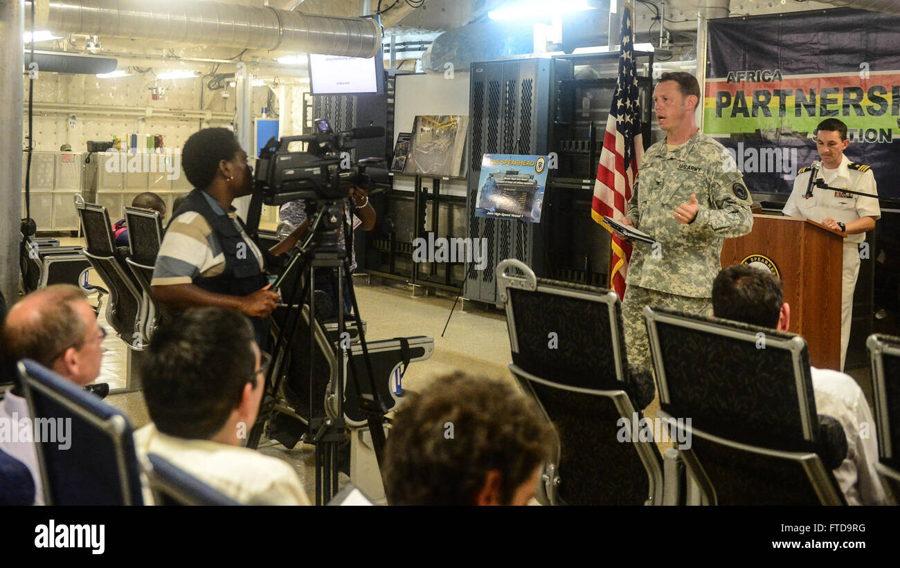 150306-N-RB579-091 LUANDA, Angola (March 6, 2015) U.S. Army Col ...
