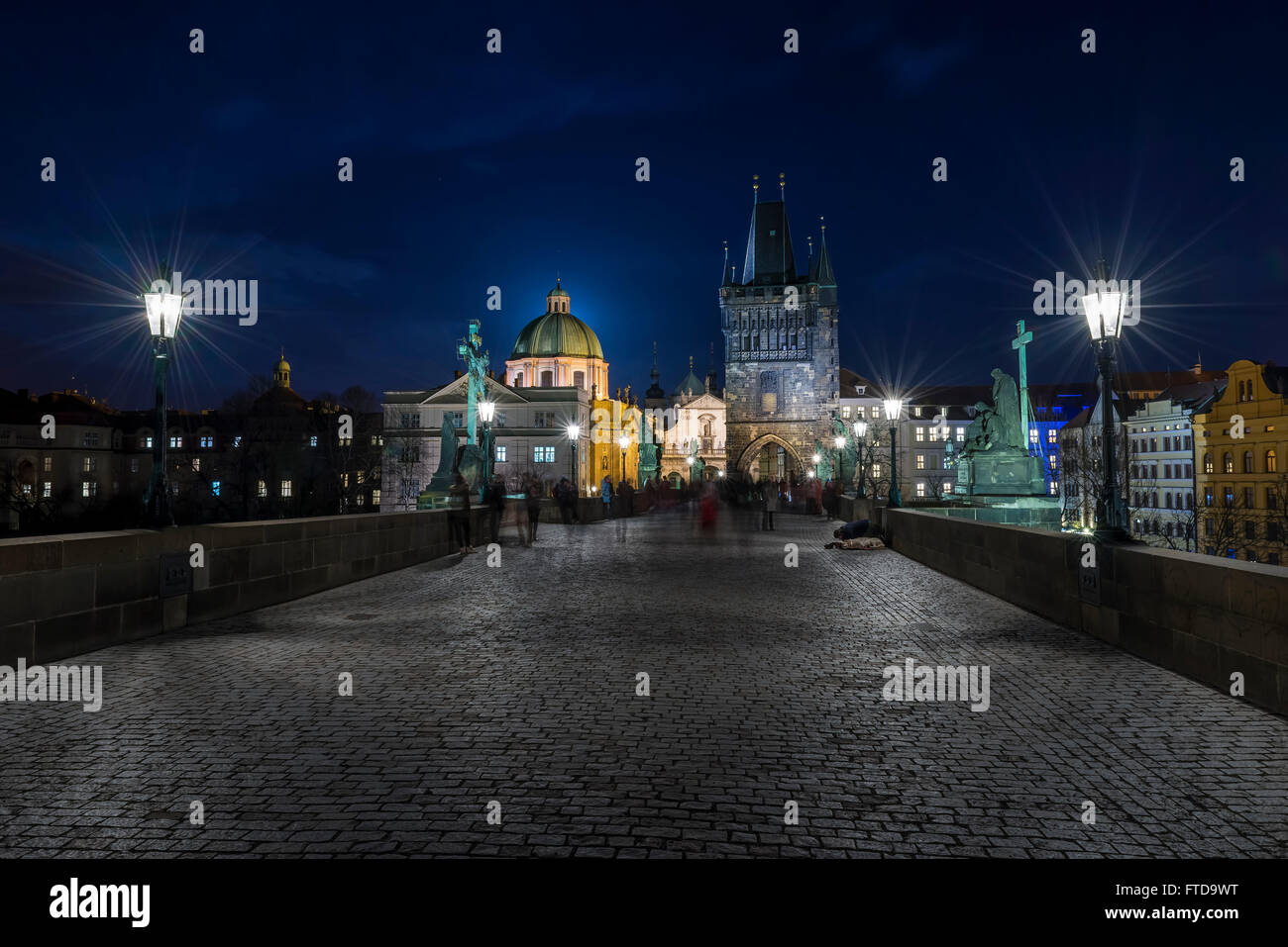 Charles bridge at night in Prague,Czech republic Stock Photo - Alamy