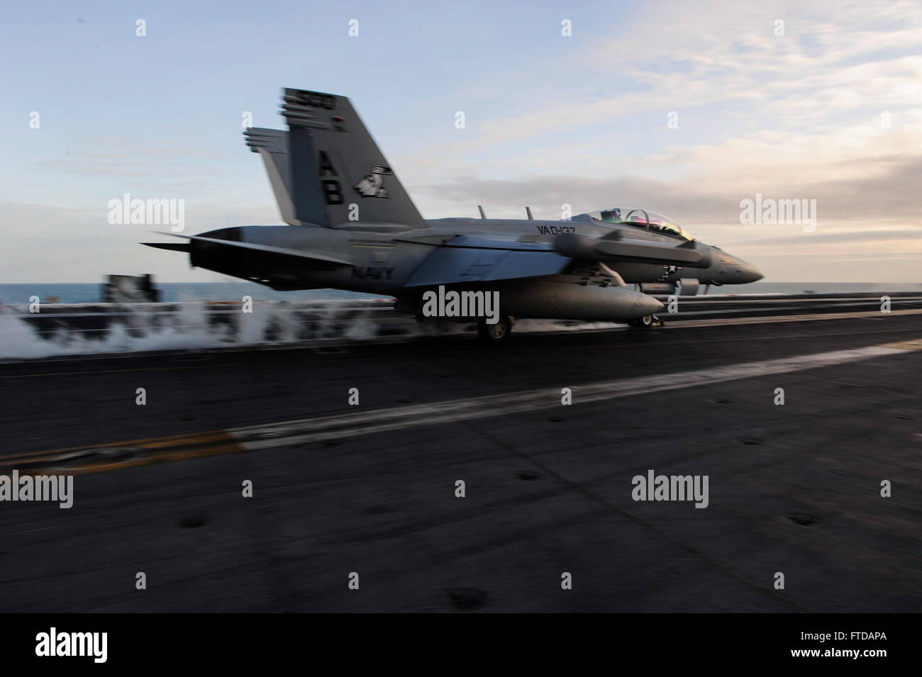 Electronic attack squadron vaq 137 hi-res stock photography and images ...