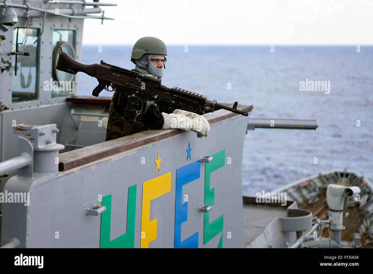 240 mm gun hi-res stock photography and images - Alamy