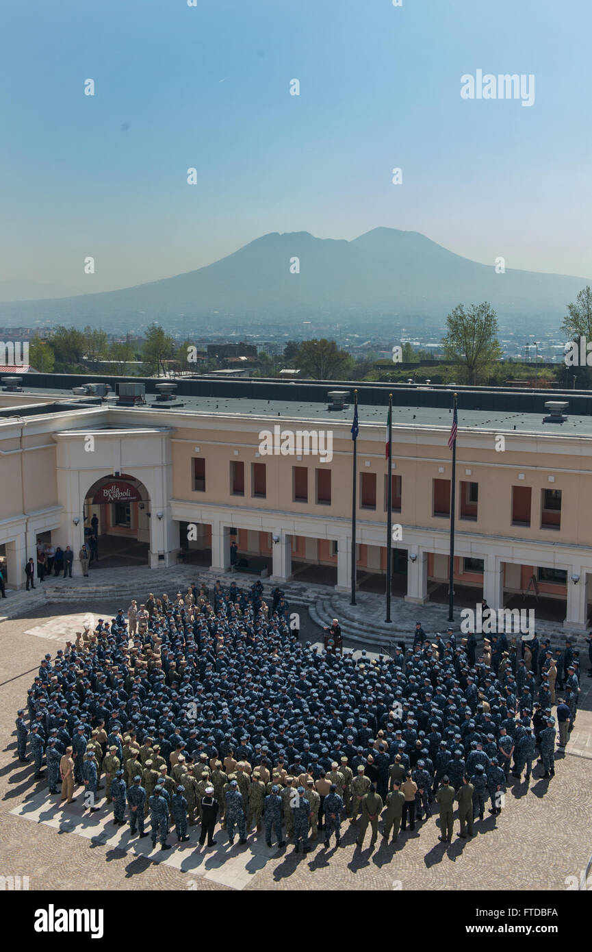 Capodichino base hi-res stock photography and images - Alamy